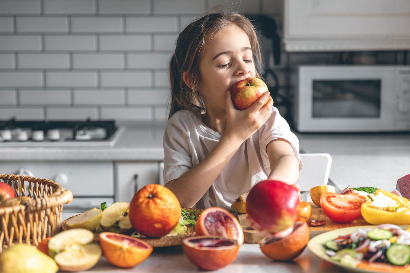 Eat Fruits with Skin: Fruits Become More Useful If You Eat with skin